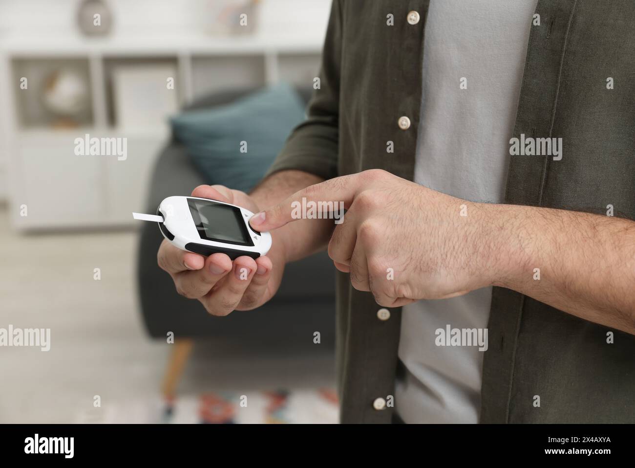 Using glucometer hi-res stock photography and images - Alamy