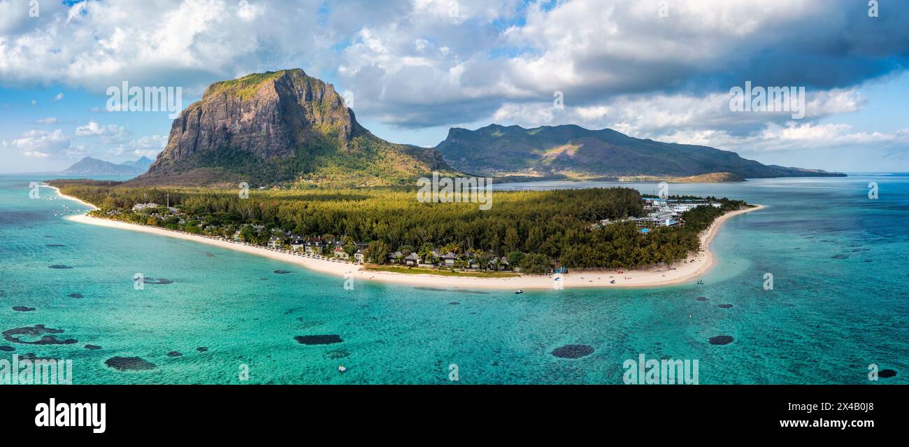 Tropical scenery, beautiful beaches of Mauritius island, Le Morne ...