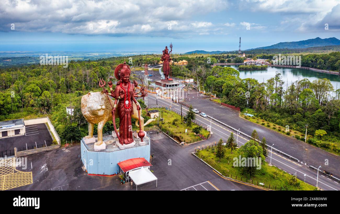 Shiva statue at Grand Bassin temple, the world's tallest Shiva temple ...
