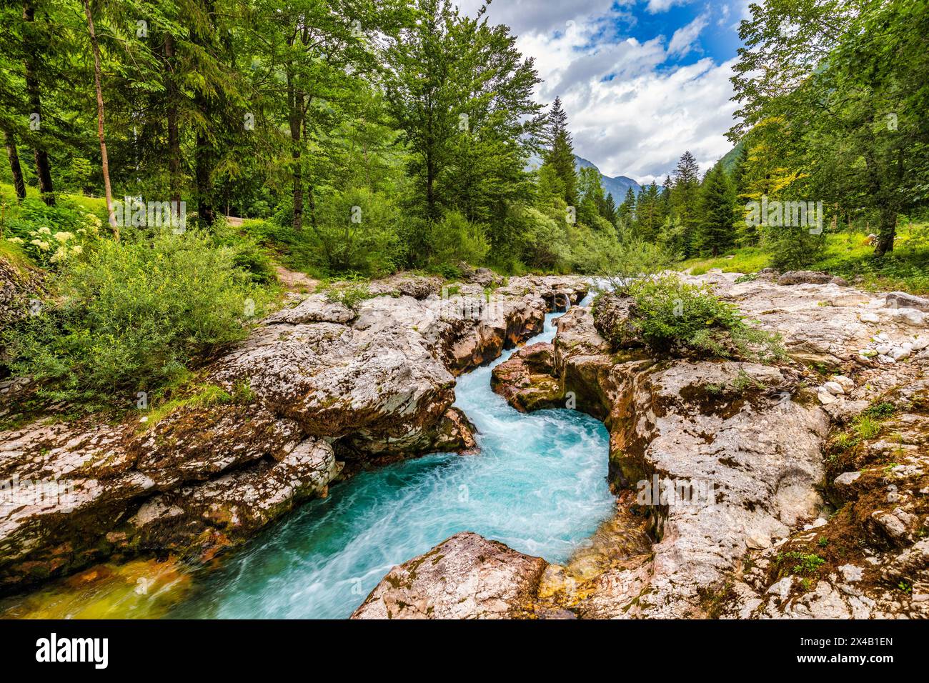 Amazing Soca river gorge in Slovenian Alps. Great Soca Gorge (Velika ...
