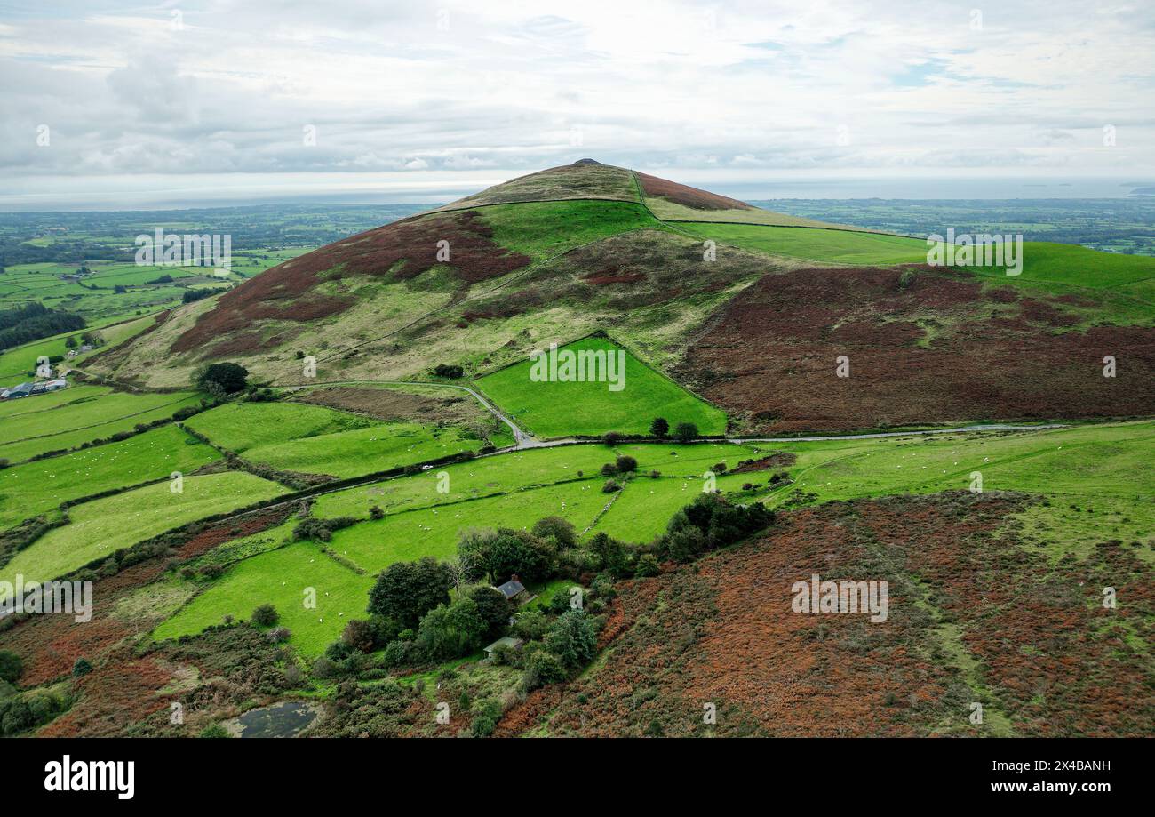 Mynydd Carnguwch Round Barrow. Massive prehistoric Bronze Age stone ...