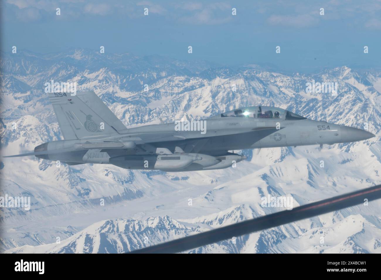 An EA-18G Growler assigned to the Electronic Attack Squadron (VAQ) 131 ...