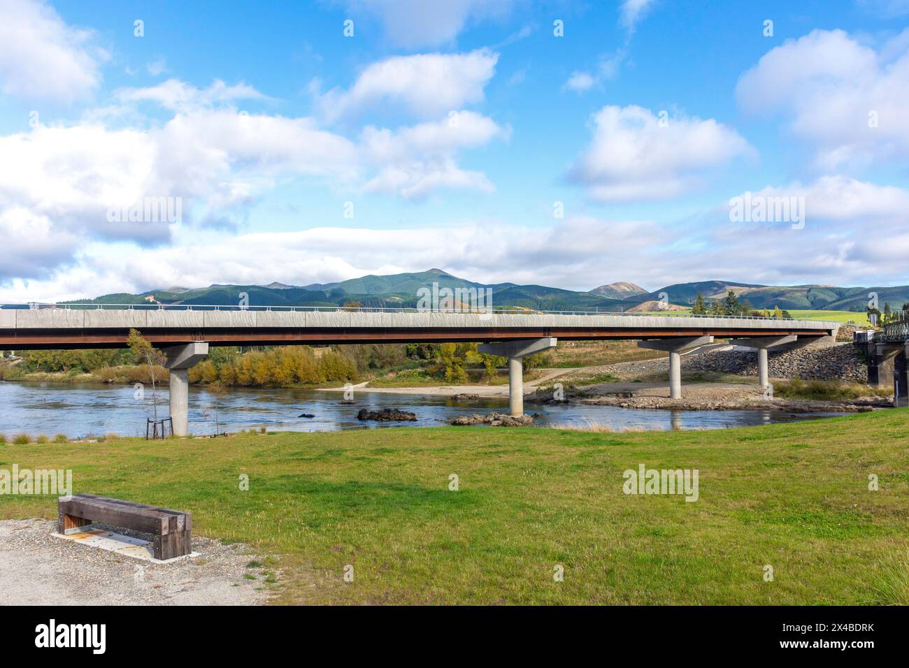 New Beaumont Bridge across River Clyde, State Highway 8, Beaumont ...