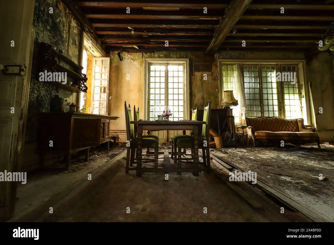 Abandoned place house in hi-res stock photography and images - Alamy