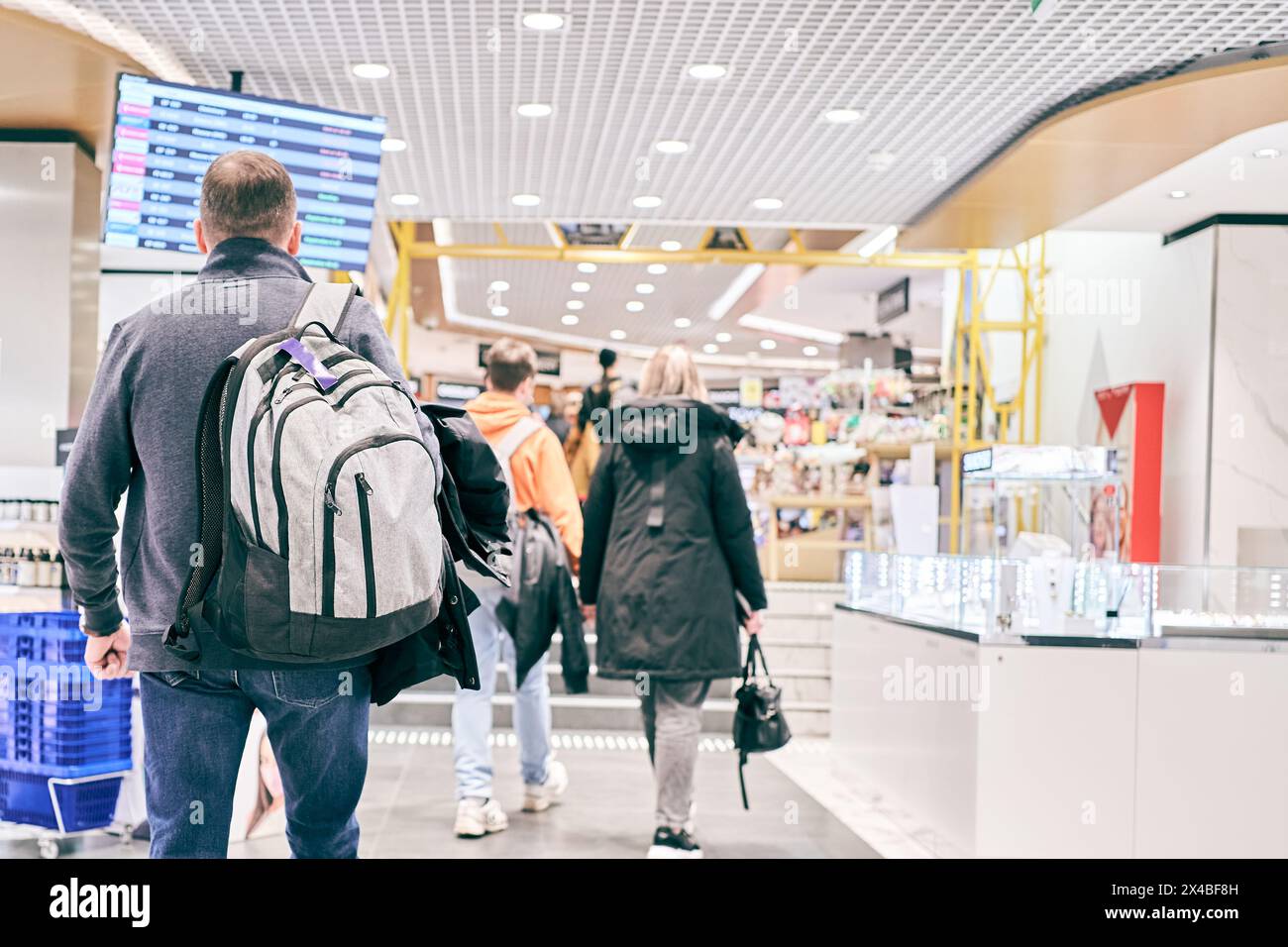 People watching flight info hi-res stock photography and images - Alamy