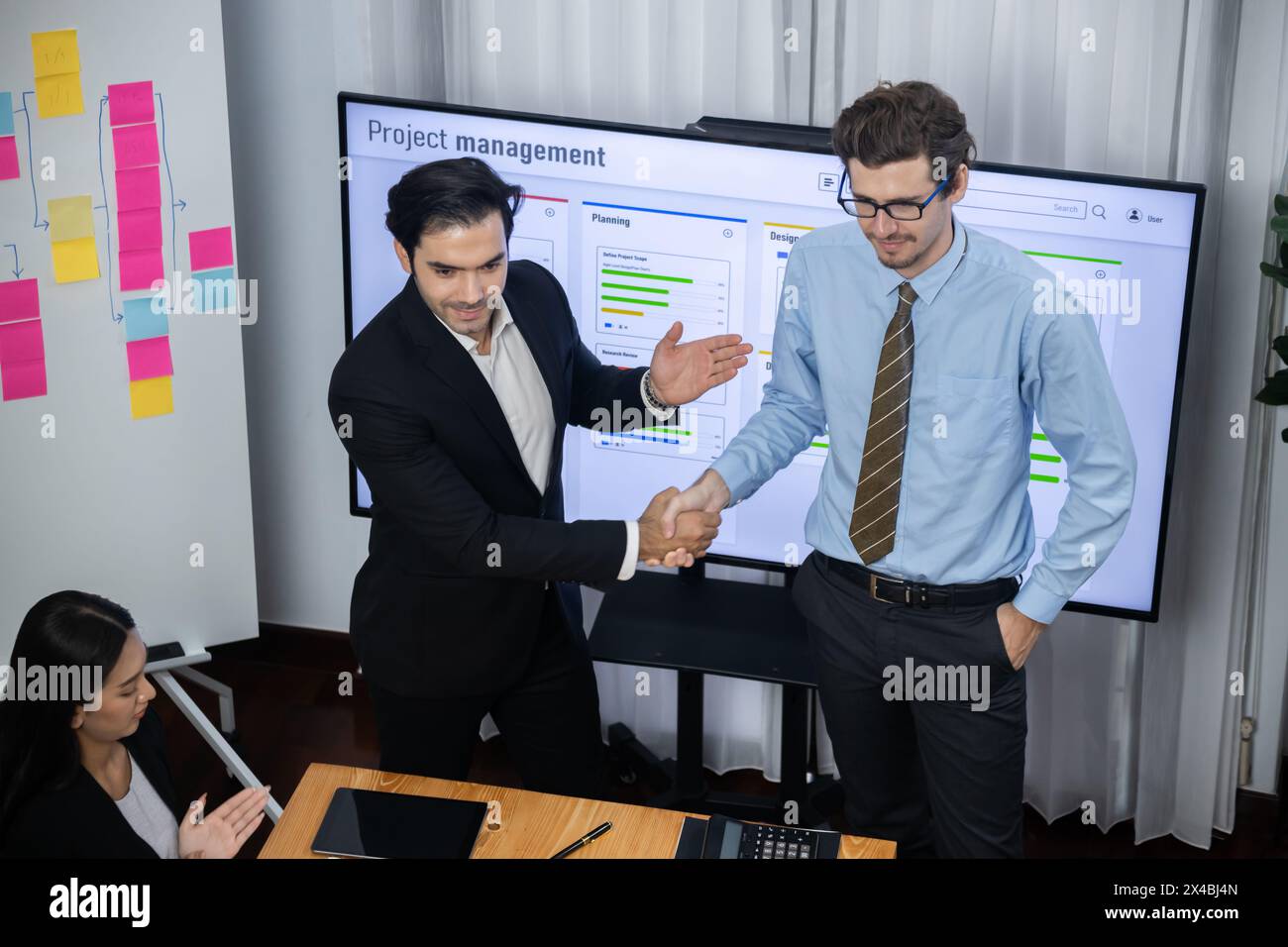Employee praise hi-res stock photography and images - Alamy