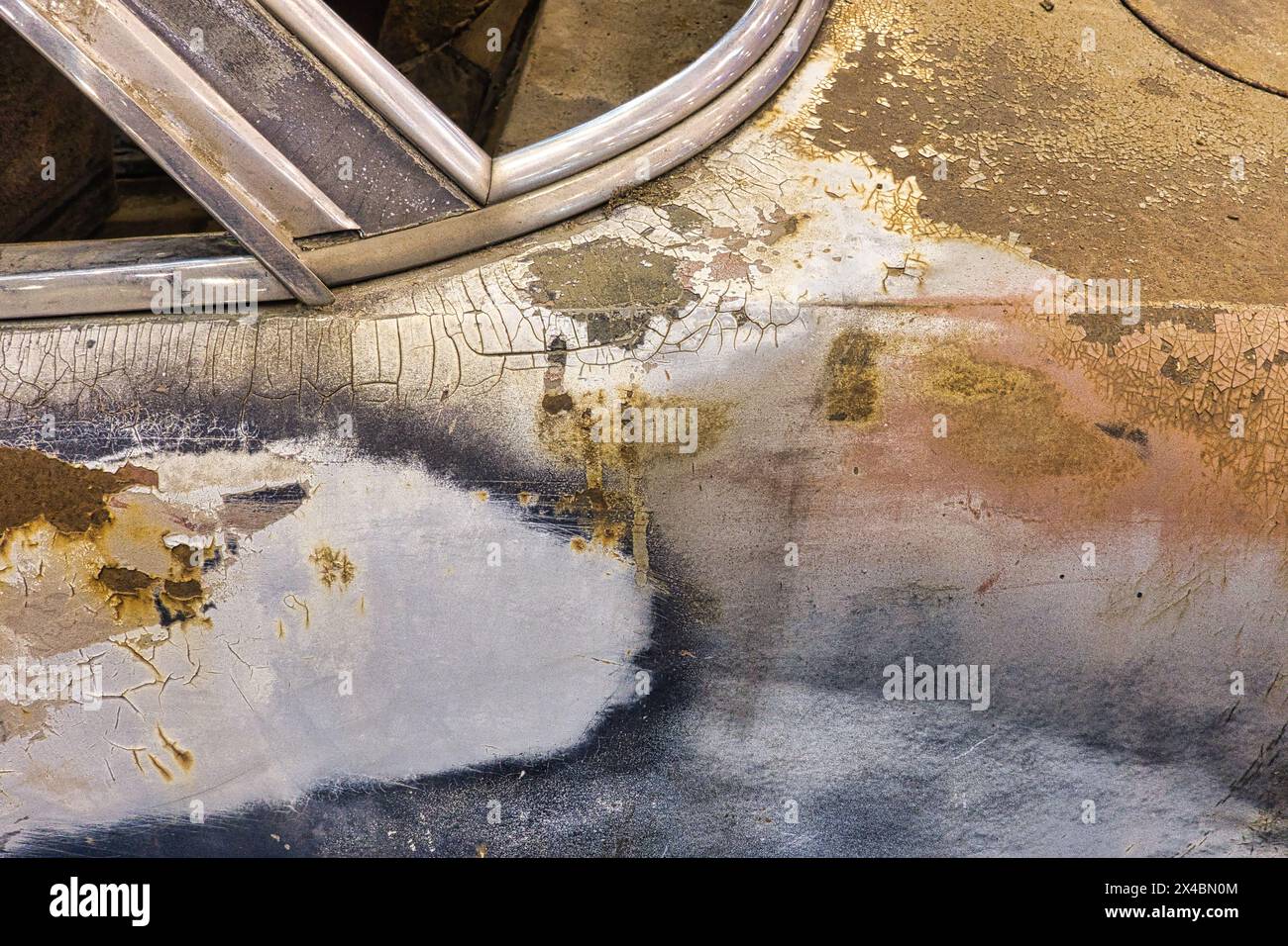 Fascinating patina on an unrestored classic car. restoration, oldtimer ...