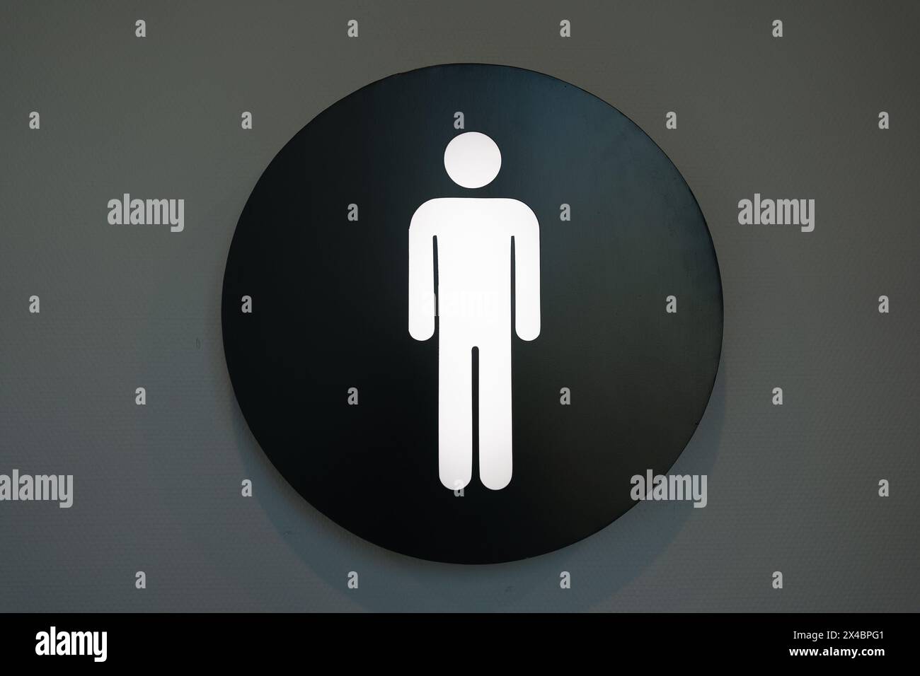 Restroom indicator hi-res stock photography and images - Alamy