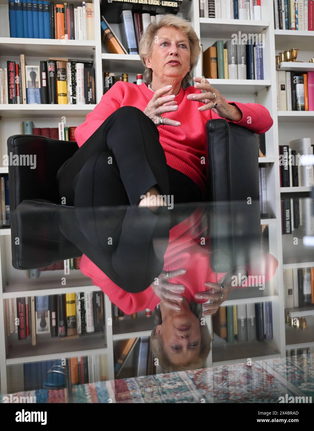 Nieder Erlenbach, Germany. 30th Apr, 2024. Petra Roth (CDU), former ...