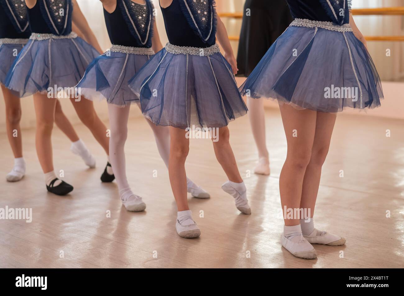 School girls legs close up hi-res stock photography and images - Alamy