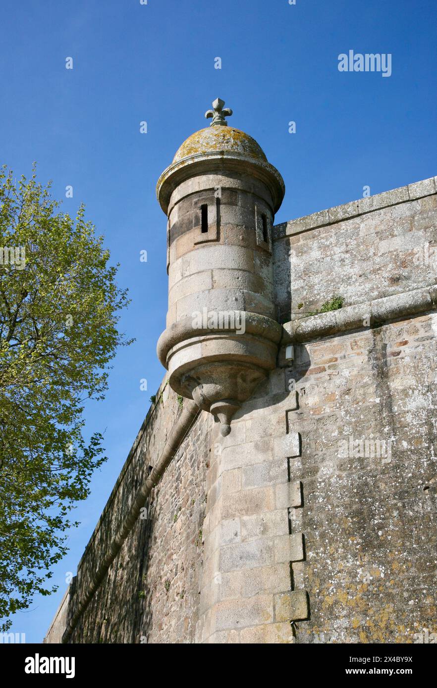 Siege of saint malo hi-res stock photography and images - Alamy