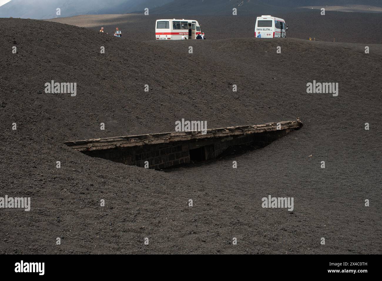 Philosophers tower refuge hi-res stock photography and images - Alamy