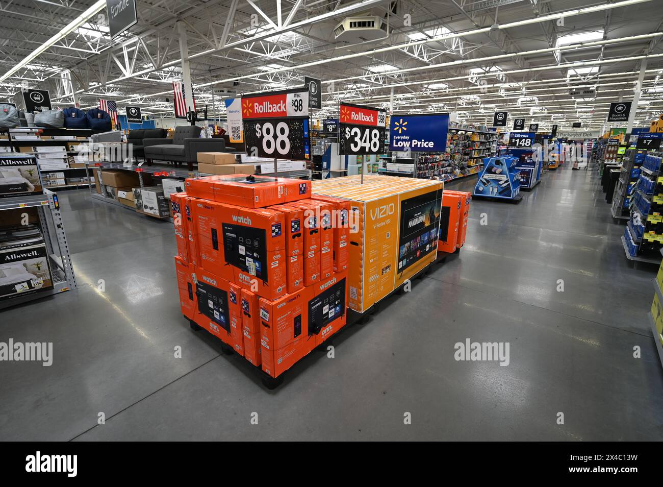 The Inside of a Walmart store Stock Photo - Alamy
