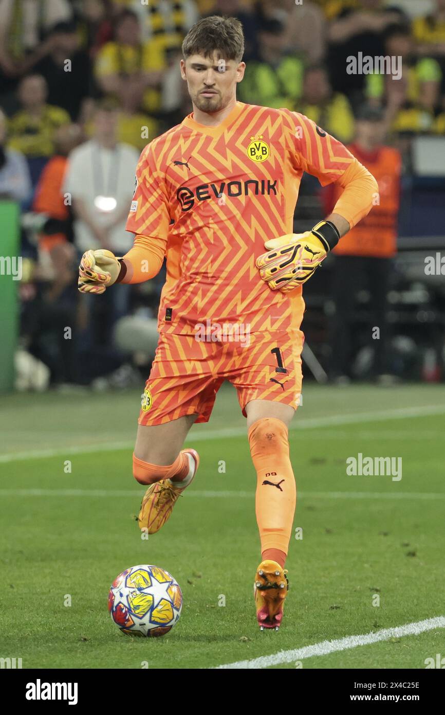 Dortmund goalkeeper Gregor Kobel during the UEFA Champions League, Semi ...