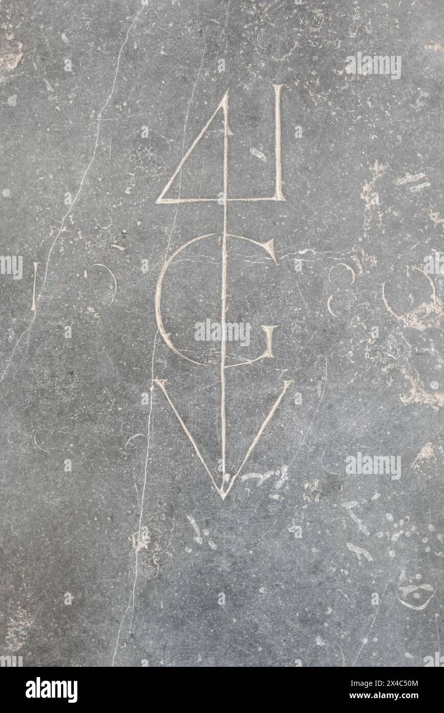 Symbol engraving on a floor slab of the Hooglandse Kerk in Leiden Stock ...