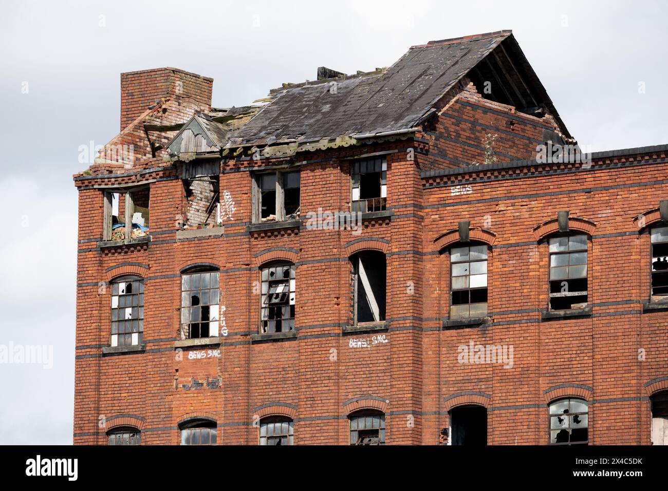 The derelict Nechells Place Mill (Huttons Brewery, Lallian`s Flour Mill ...