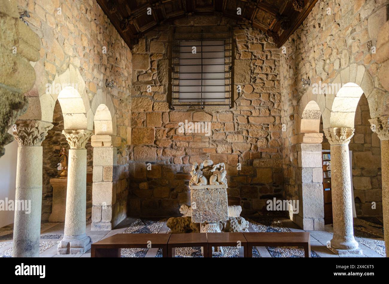 Pre romanesque architecture hi-res stock photography and images - Alamy