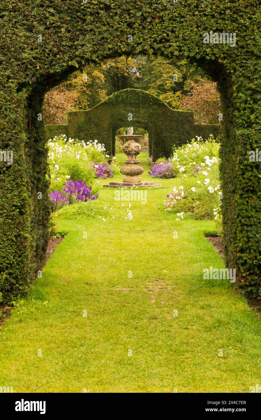 England, North Yorkshire, Henderskelfe. Castle Howard, stately English ...