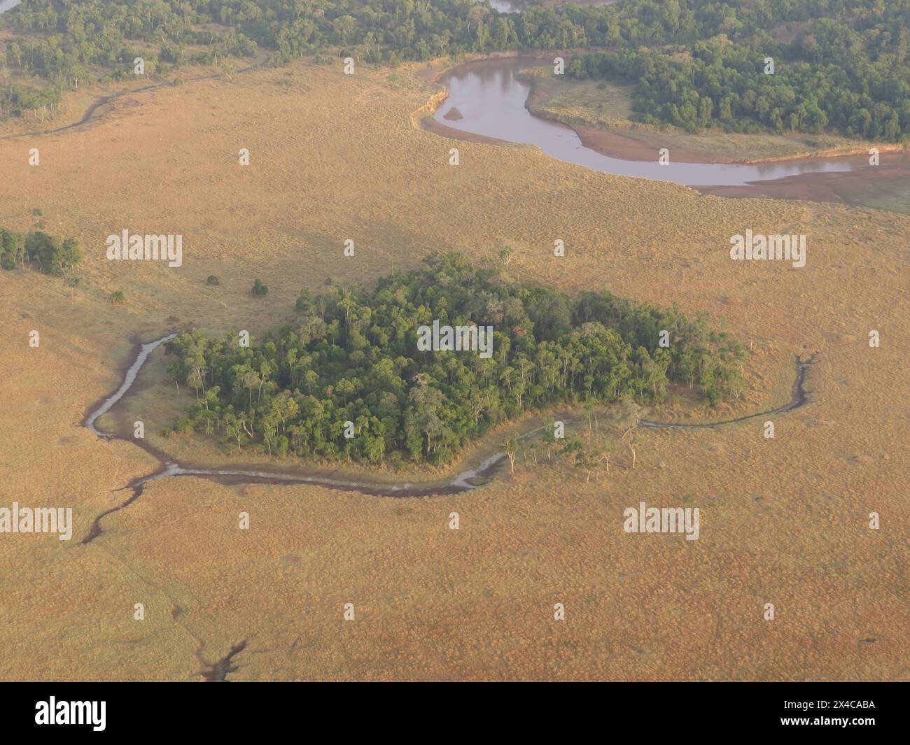 Oxbow lake in the Masai Mara National Reserve, Kenya Stock Photo - Alamy