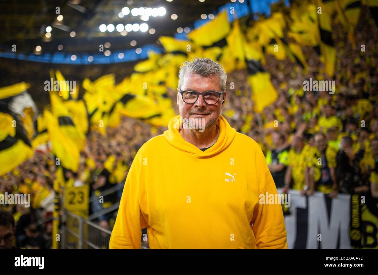 Dortmund, Germany. 01st Mai 2024. Stadionsprecher Norbert Dickel ...