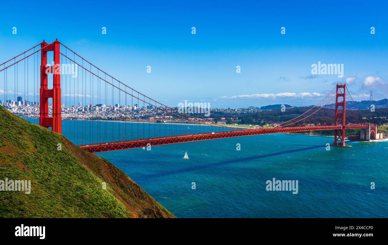 The Golden Gate Bridge from Marin Headlands, California, USA Stock ...