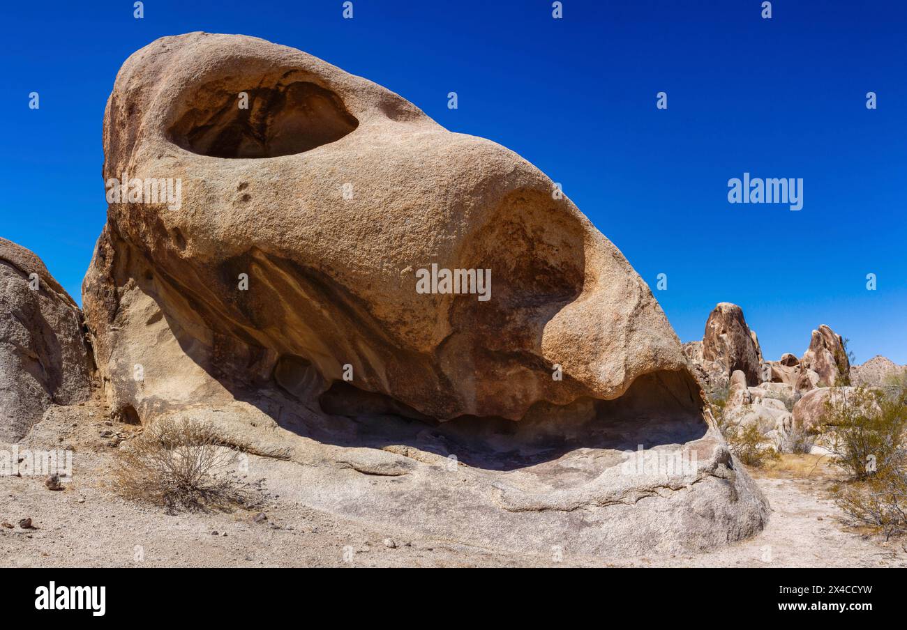 Road ramp hi-res stock photography and images - Alamy