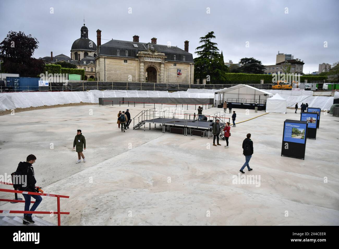 Austerlitz basin hi-res stock photography and images - Alamy