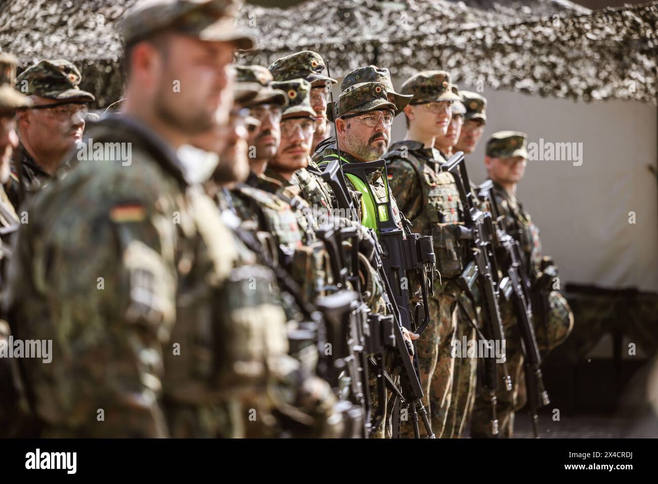 Troisdorf, Germany. 02nd May, 2024. Reservists stand in a line during ...