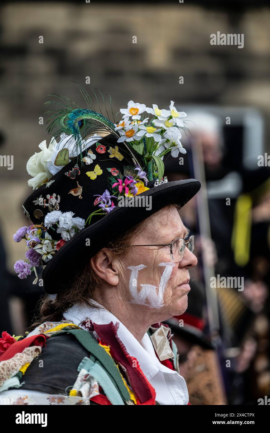 West yorkshire maypole hi-res stock photography and images - Alamy