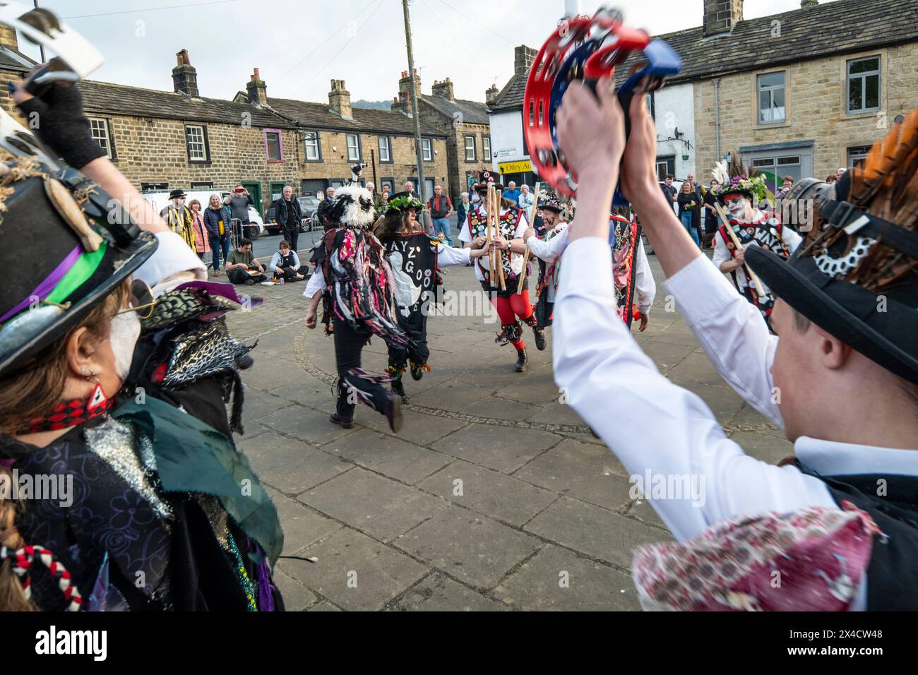 West yorkshire maypole hi-res stock photography and images - Alamy