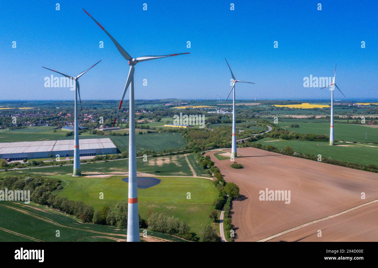 02 May 2024, Mecklenburg-Western Pomerania, Schönberg: Wind turbines ...