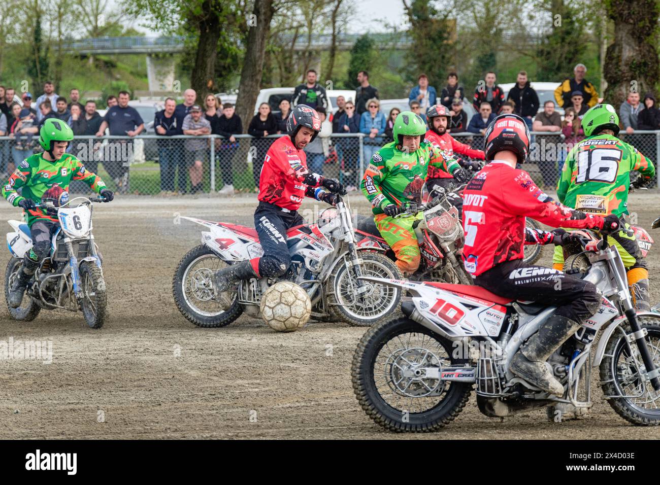 Action during the opening match of the Elite 1 championship between ...