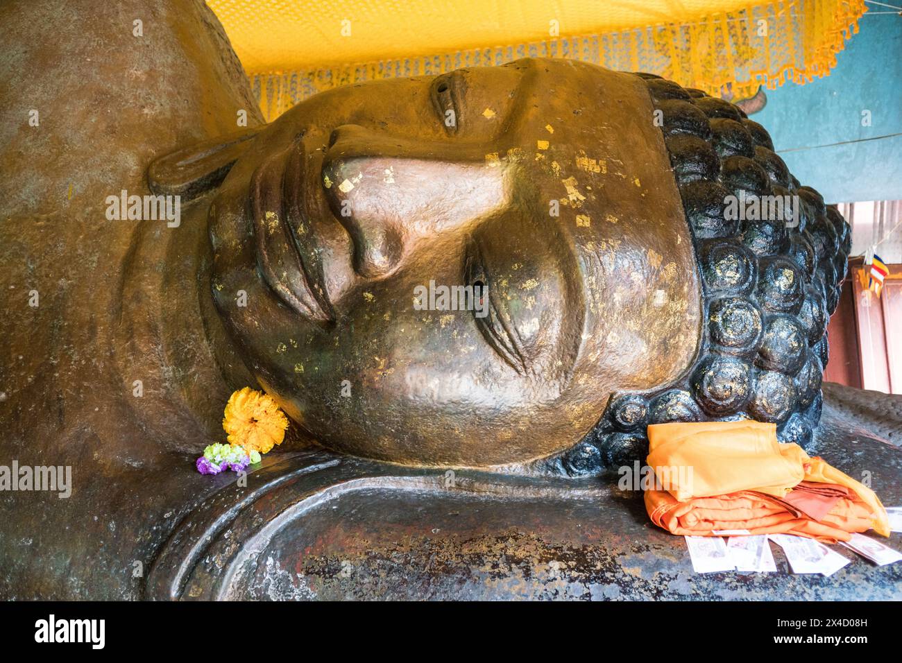 Buddha, Preah Ang Thom pagoda, Cambodia Stock Photo - Alamy