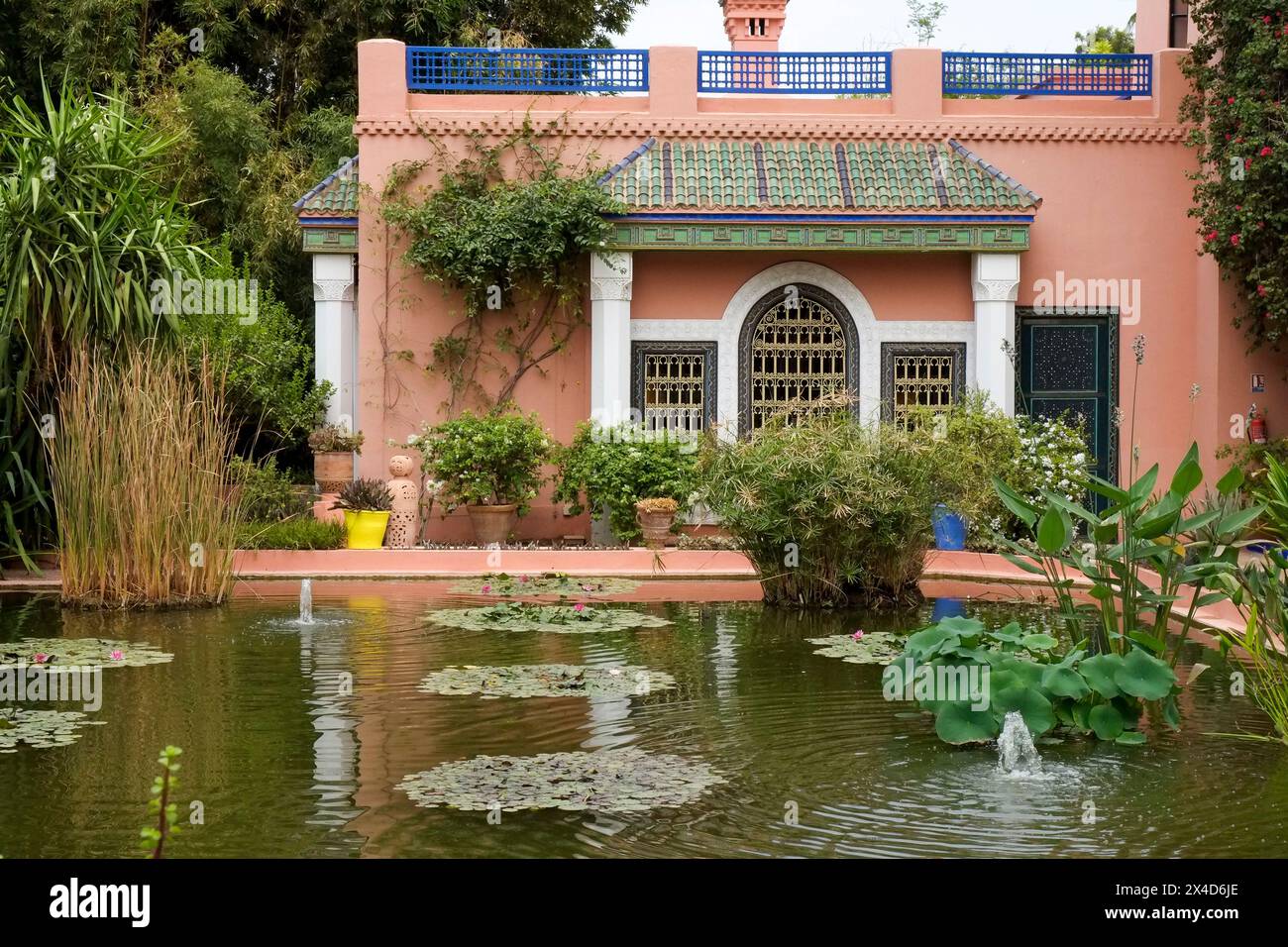 Building marrakech hi-res stock photography and images - Alamy