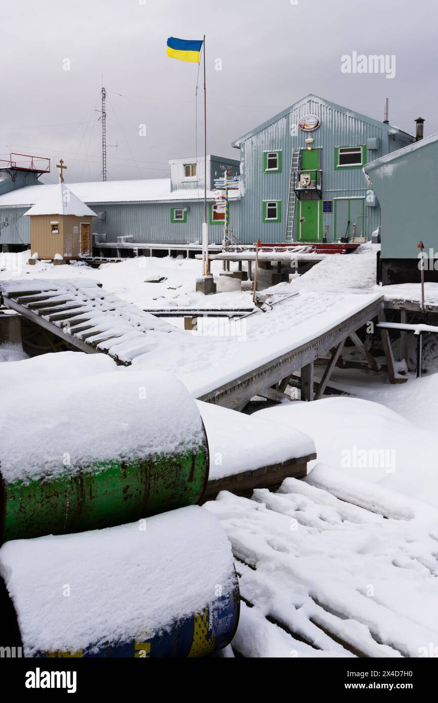 Vernadsky research base, the Ukrainian Antarctic station at Marina ...
