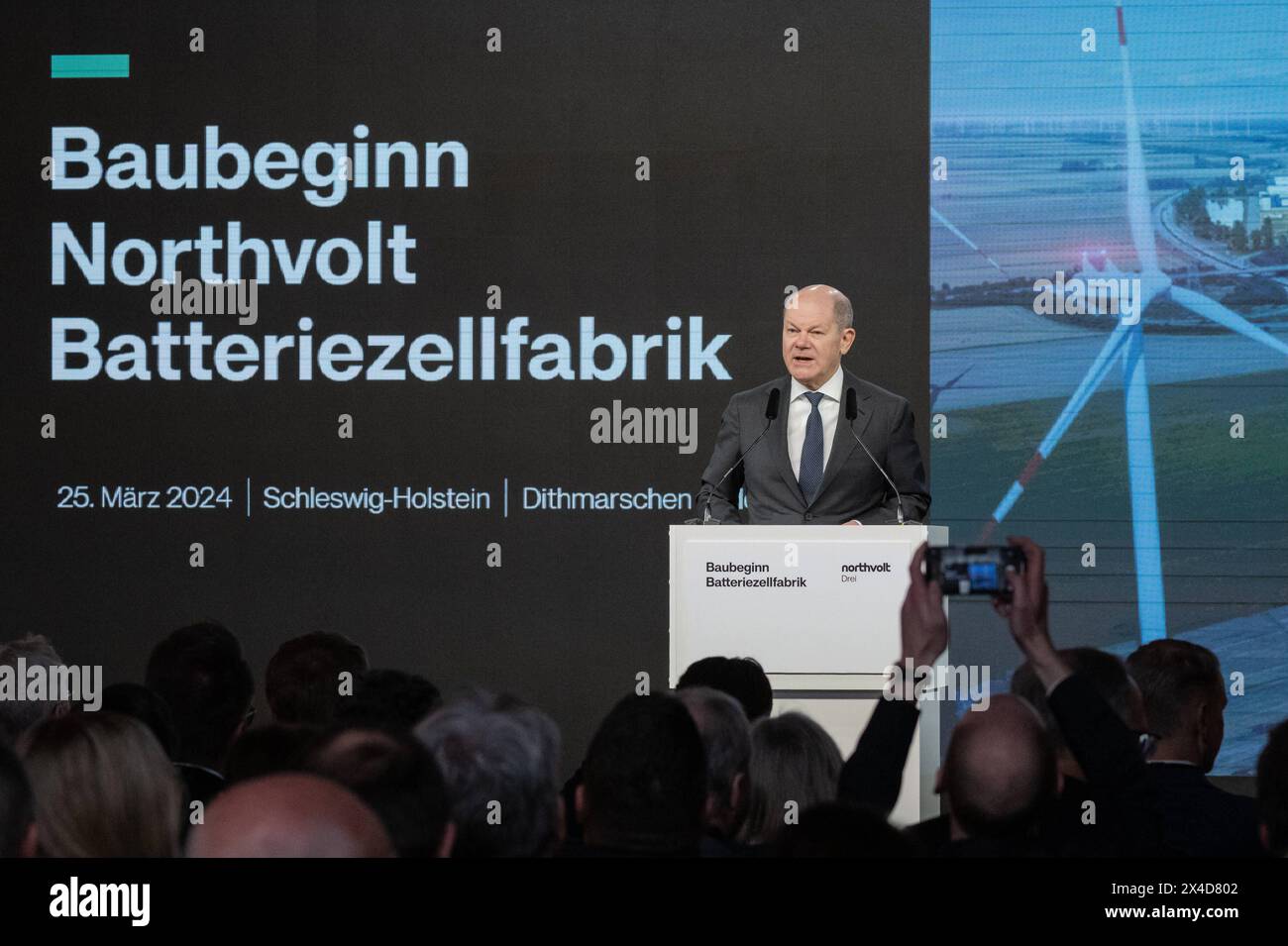 Olaf Scholz Bundeskanzler Olaf Scholz - Offizieller Baubeginn bei ...