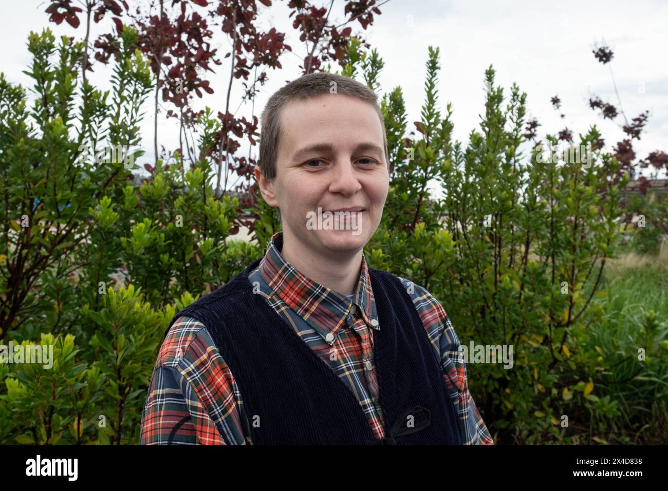 Finnegan Shannon durante alcuni momenti dell'anteprima stampa delle tre ...
