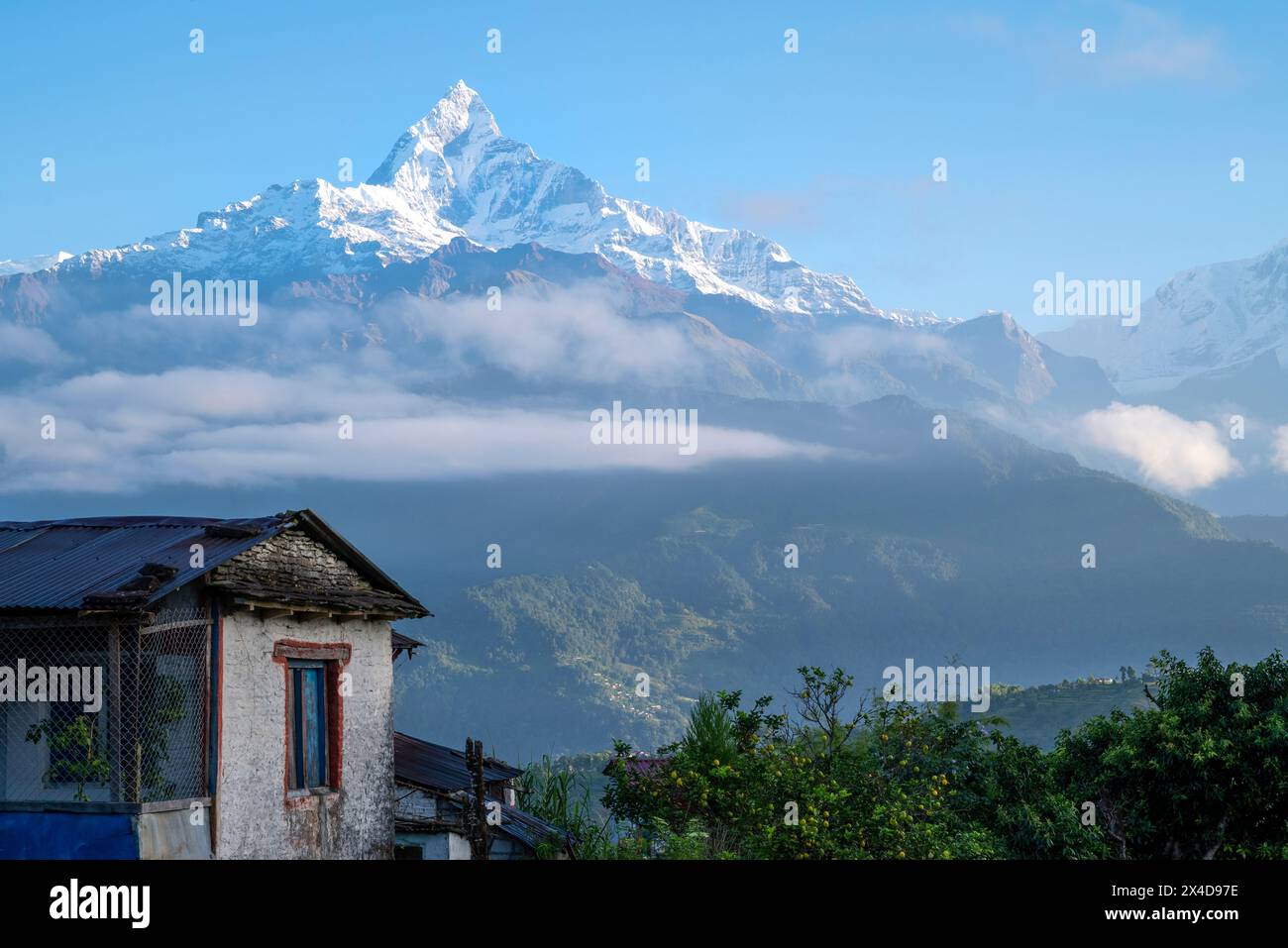 Annapurna range hi-res stock photography and images - Alamy