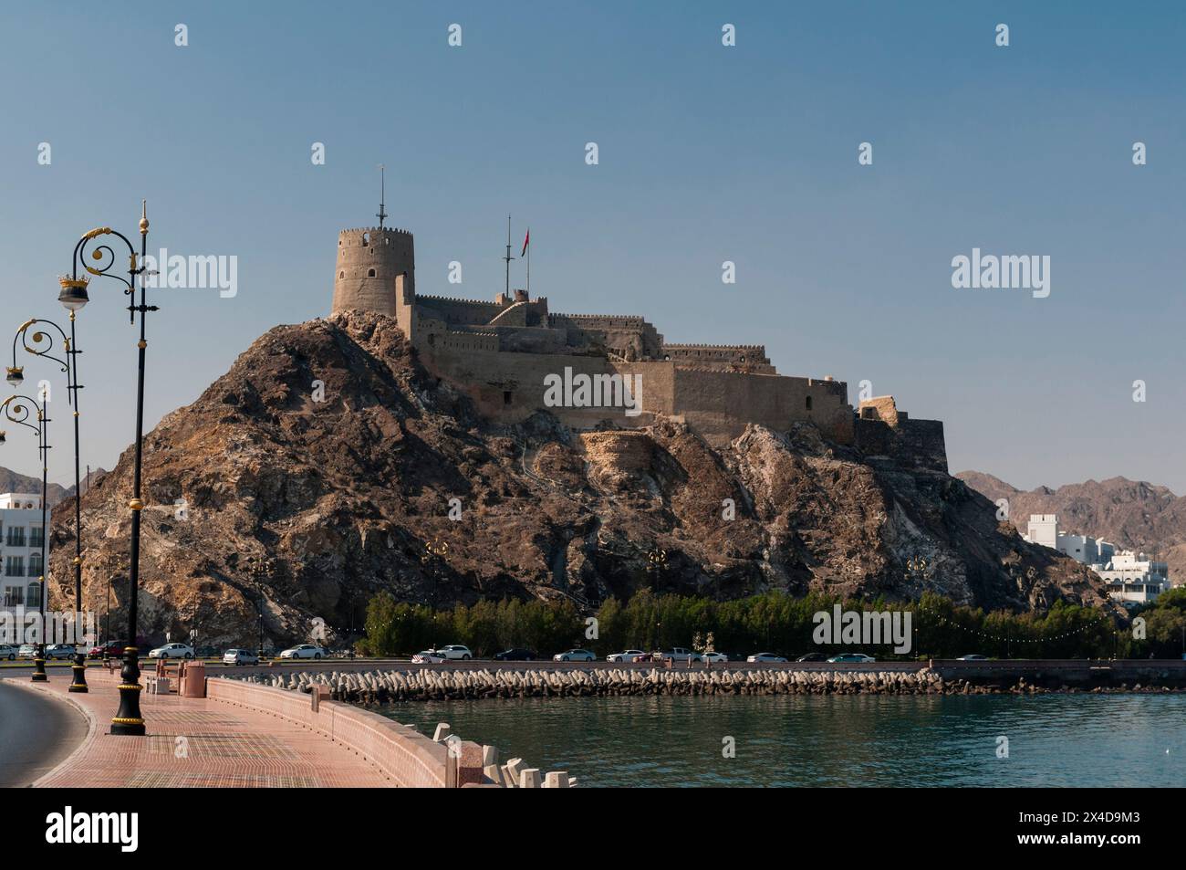 Corniche fort muttrah oman hi-res stock photography and images - Alamy