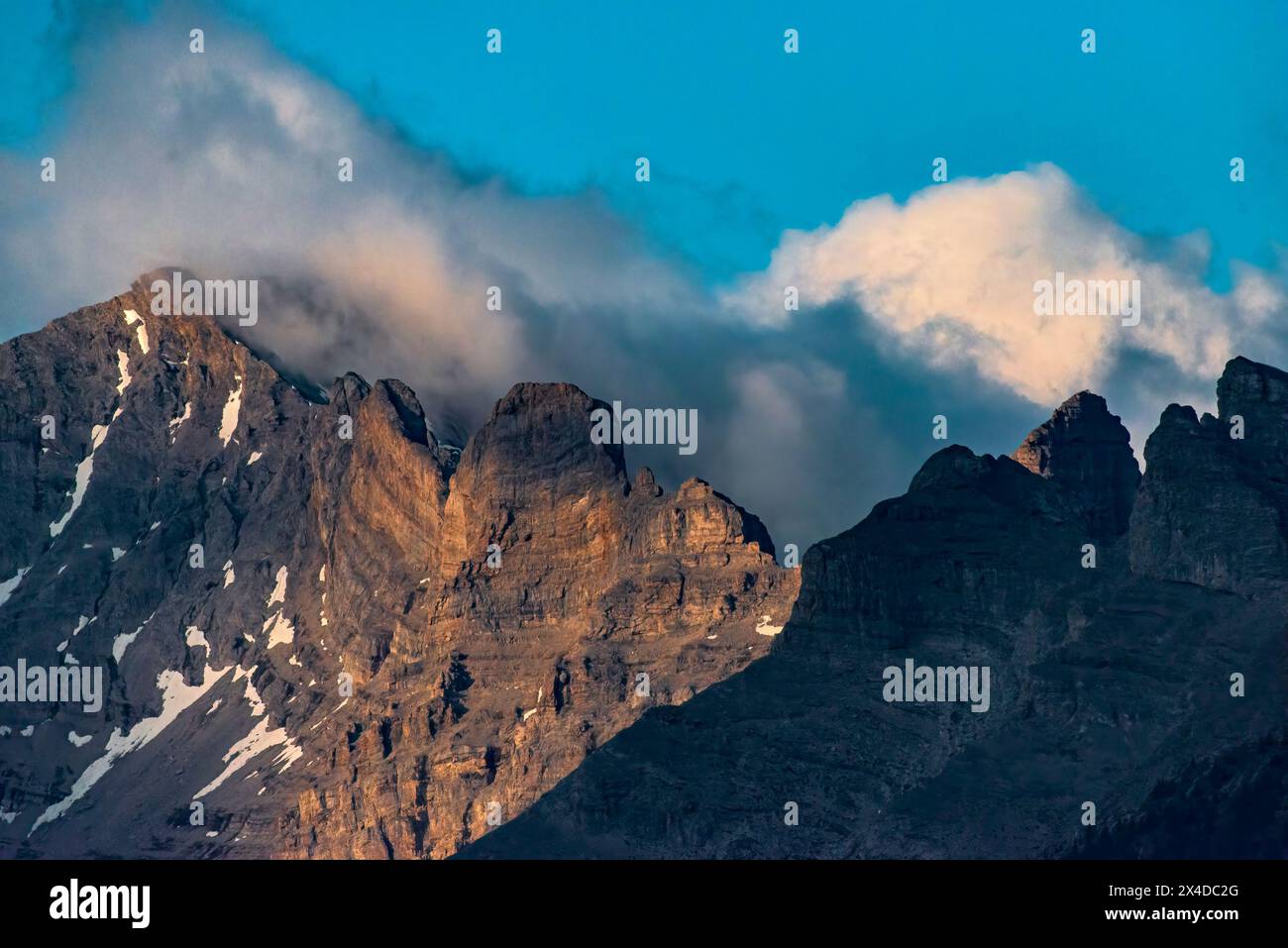 Mt rundle banff national park hi-res stock photography and images - Alamy