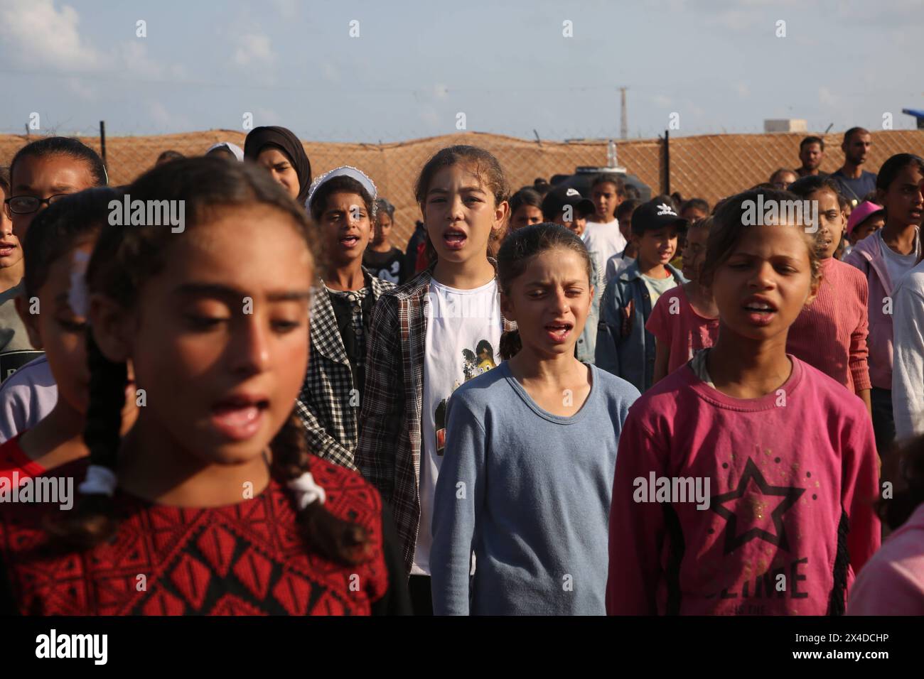 Palestinian children deprived of their right to education attend ...