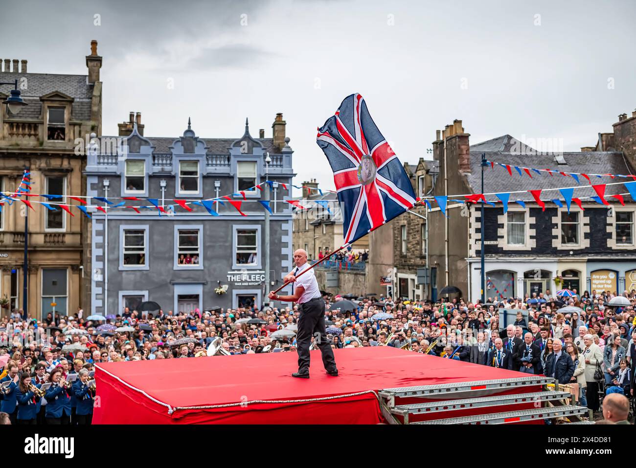 Selkirk, Scottish Borders, Scotland, UK. 17th June 2022. Casting of the ...