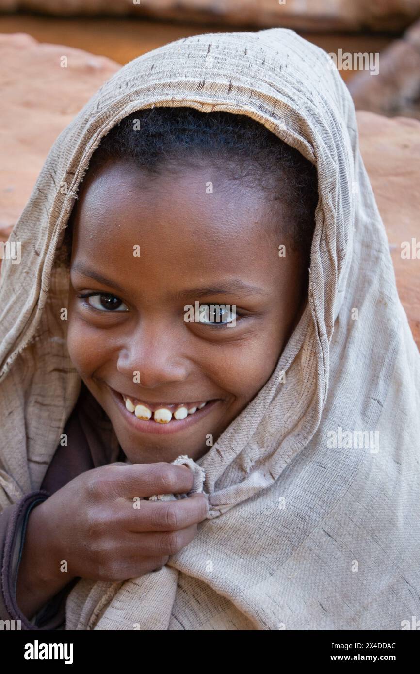 Timimoun, Algeria - 11 30 2022: african children young girl Stock Photo ...