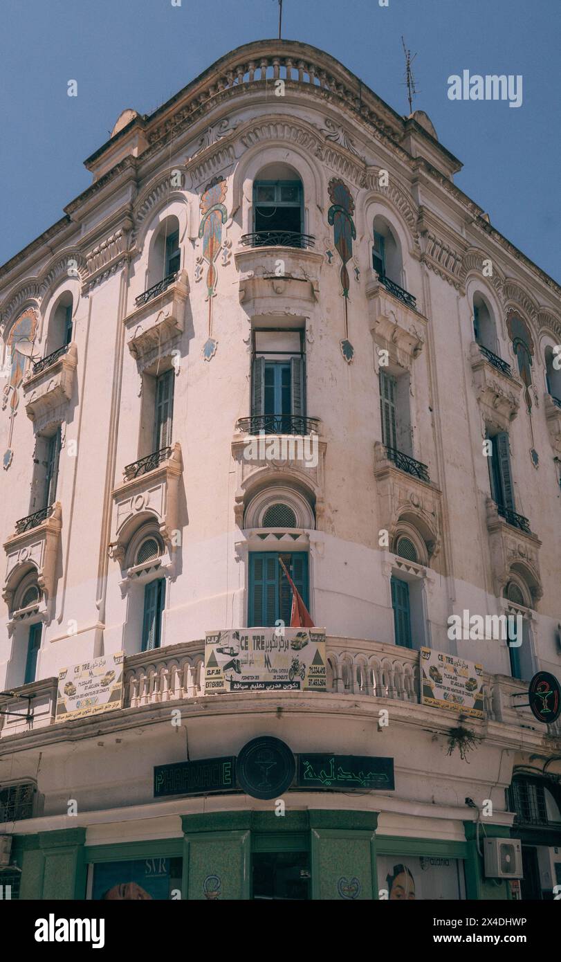 Tunis architecture hi-res stock photography and images - Alamy