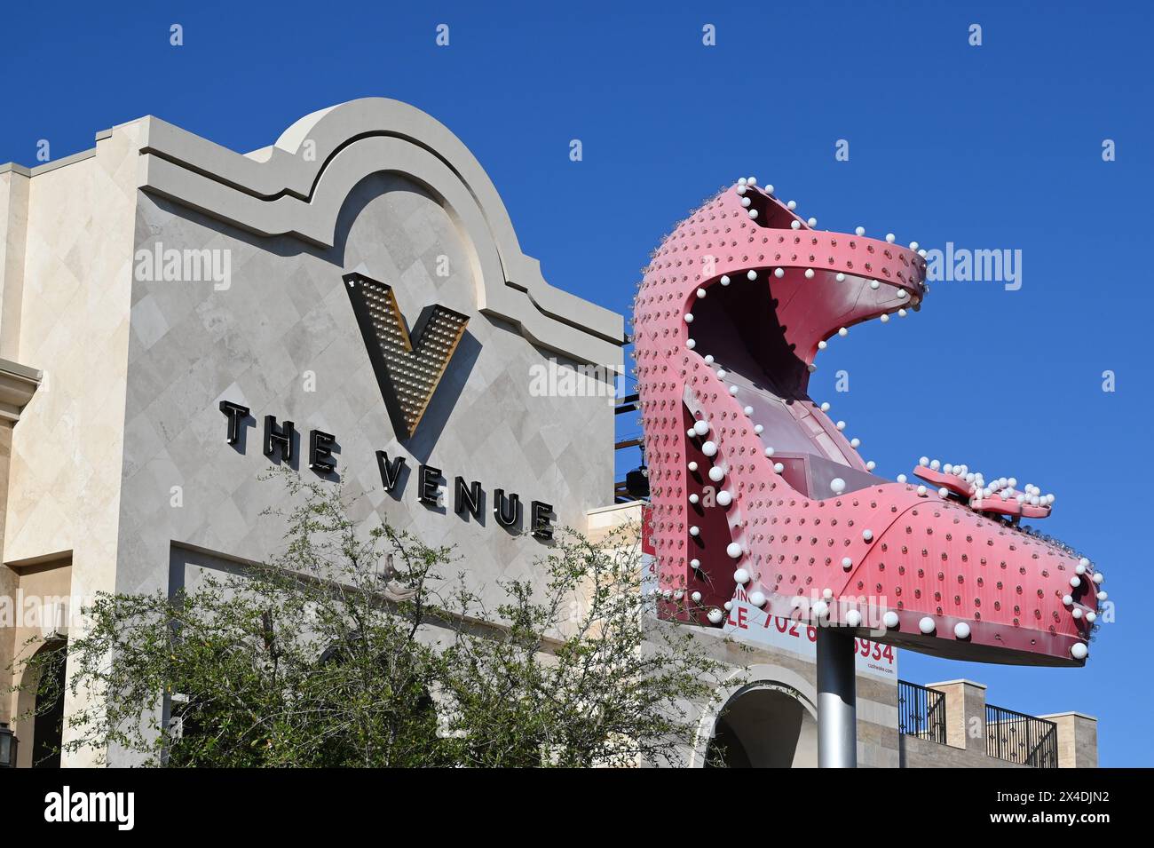 Abstract street art at Fremont Street in Las Vegas Stock Photo - Alamy