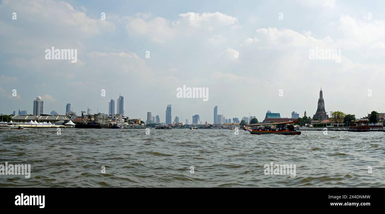 Chao Praya River in Bangkok in Thailand Stock Photo - Alamy