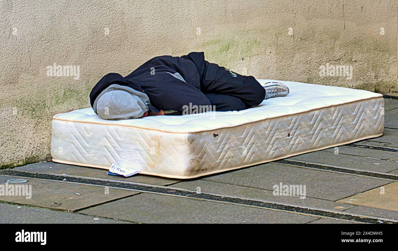 Homeless 2024 hi-res stock photography and images - Alamy