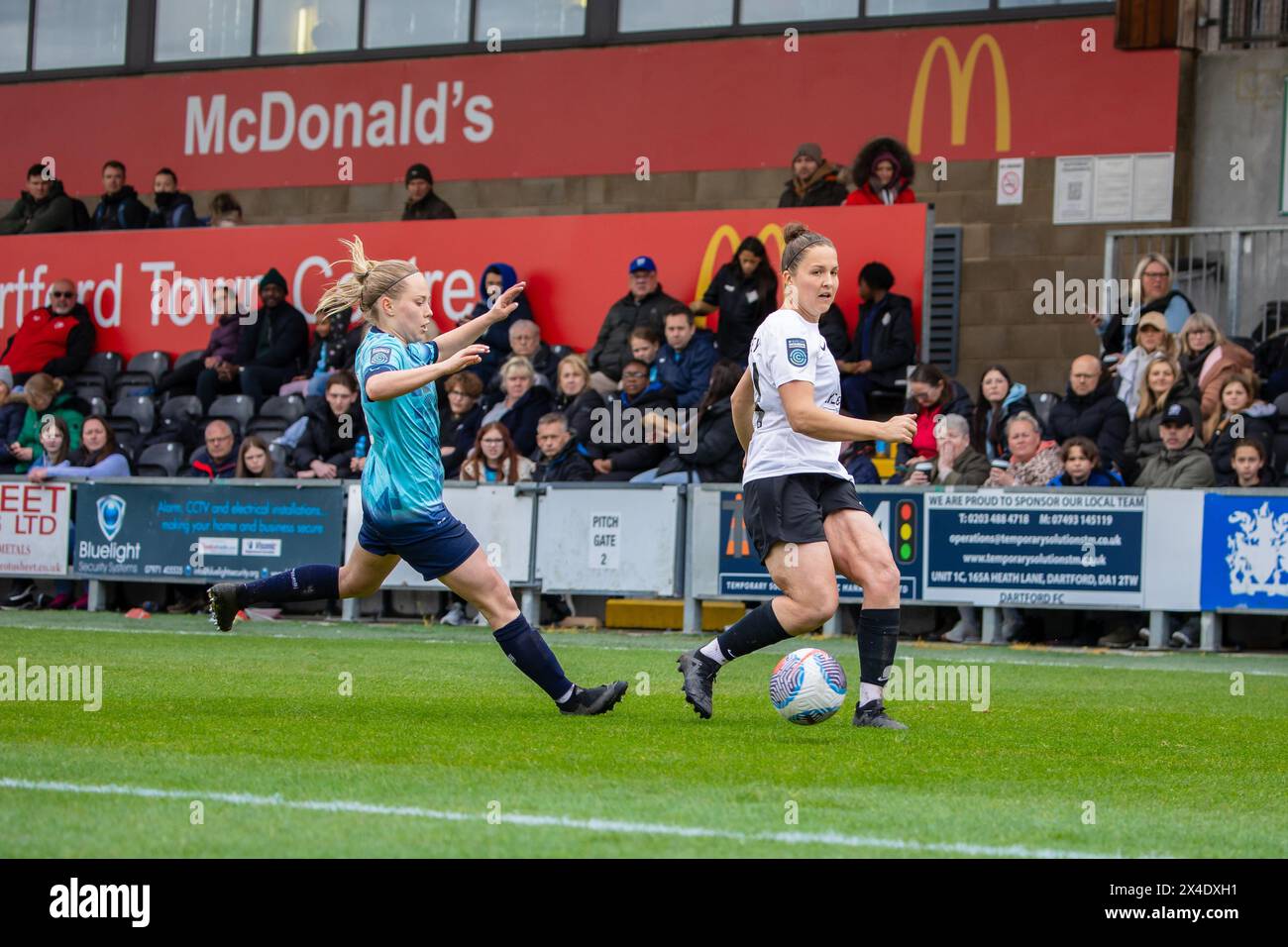 L-R, Lotta Lindström, London City Lionesses and Hannah Godfrey Lewes FC ...