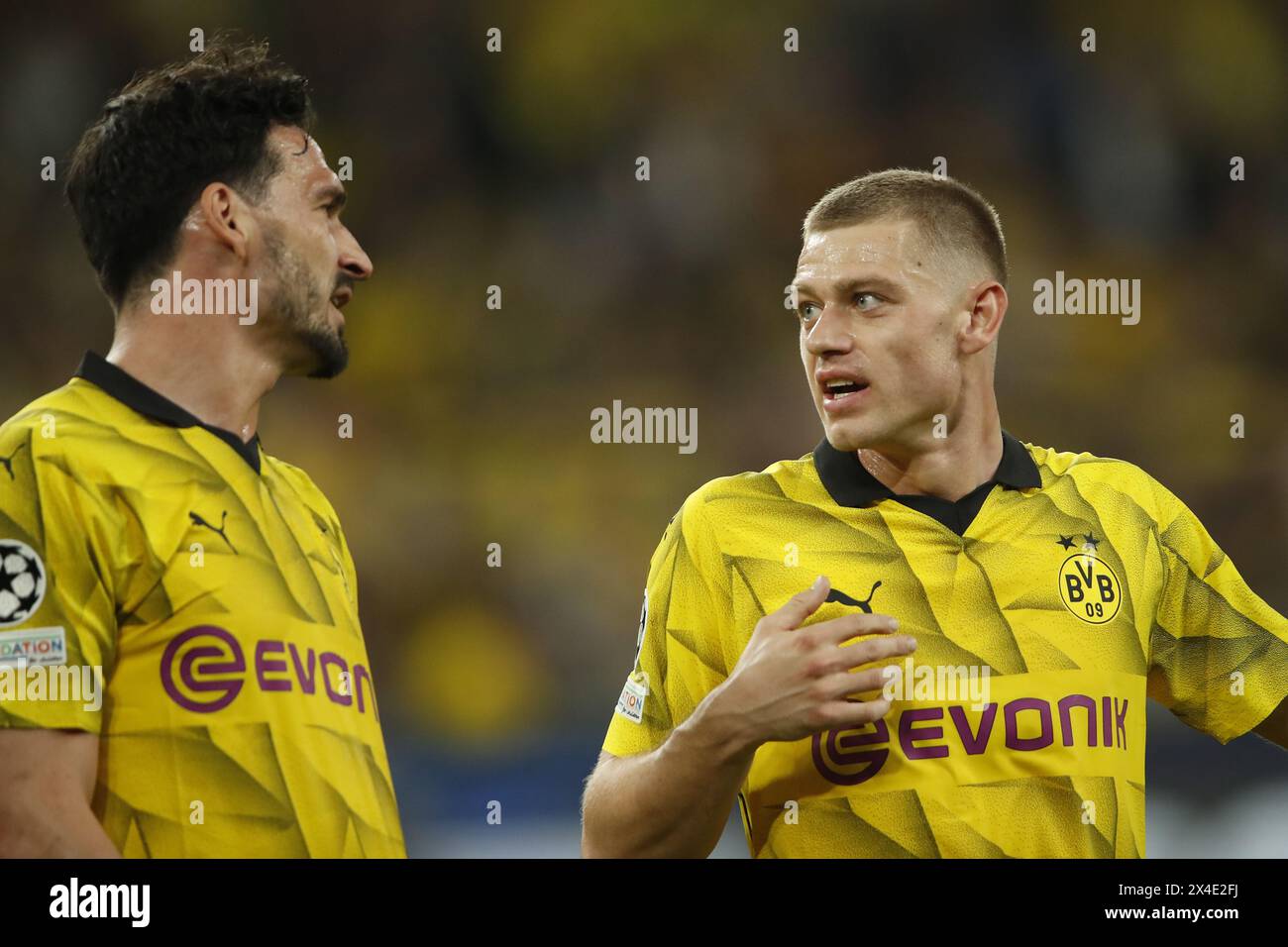 DORTMUND - (l-r) Mats Hummels of Borussia Dortmund, Julian Ryerson of Borussia Dortmund during ...