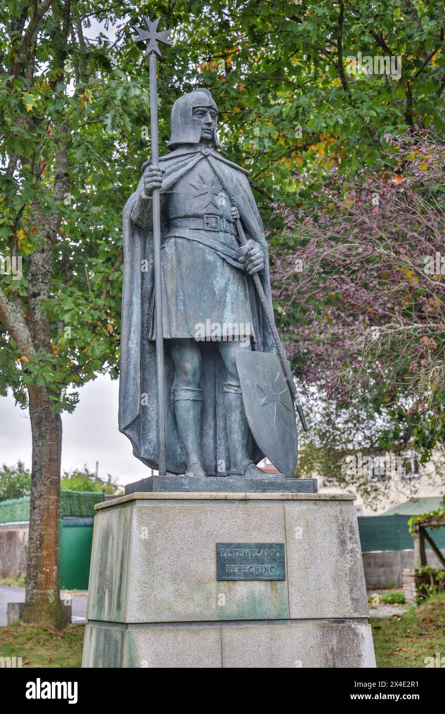 Knights templar statue hi-res stock photography and images - Alamy